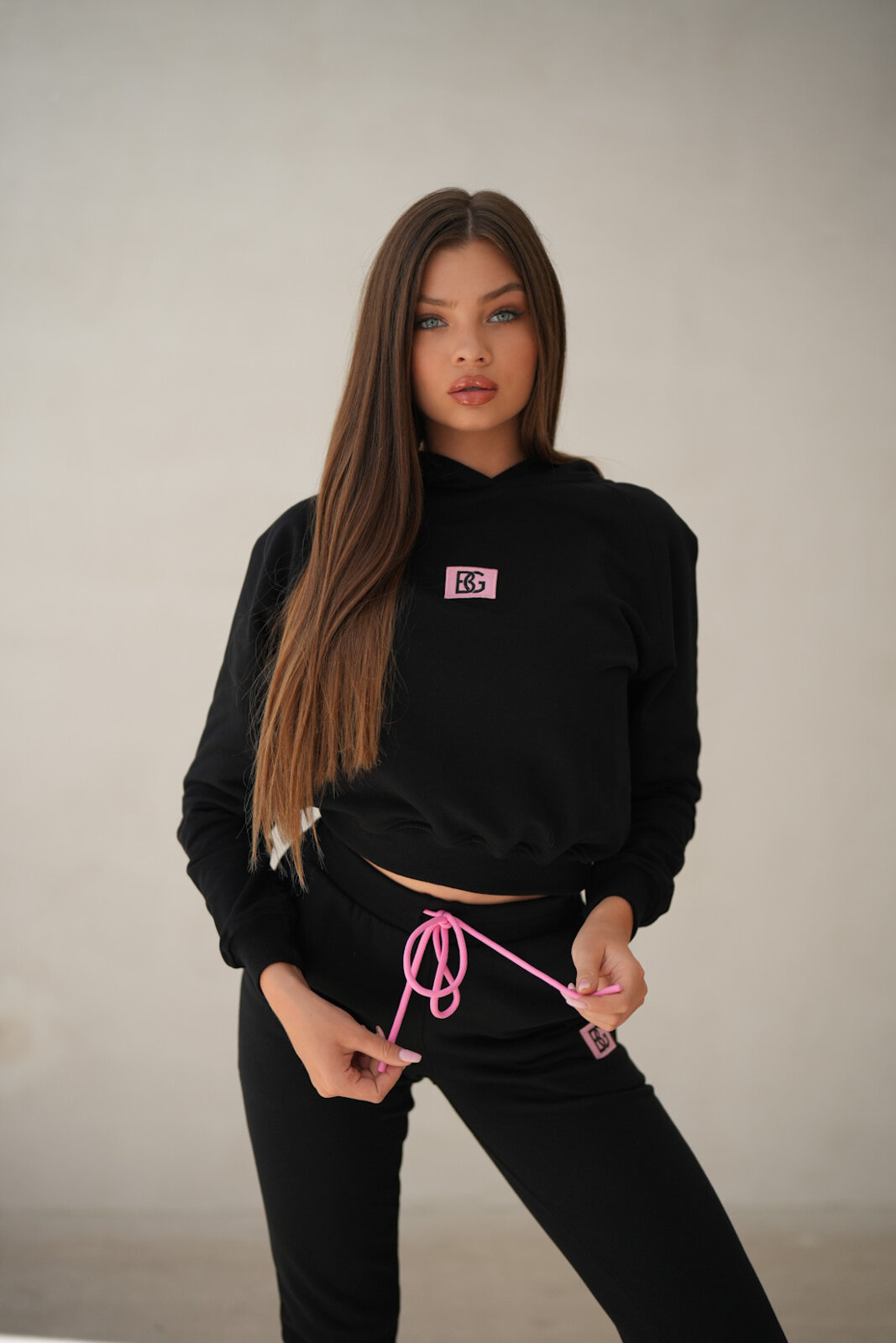 DRES DAMSKI BG FRIEND | CZARNY - Escoli